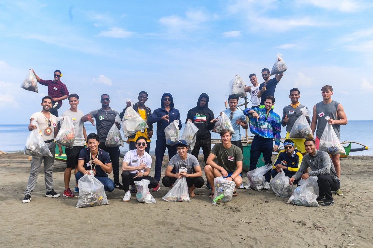 Beach clean-up - Mr World