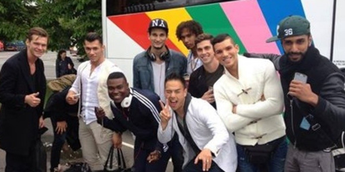 Day One - Welcome to the Mr World House! - Mr World