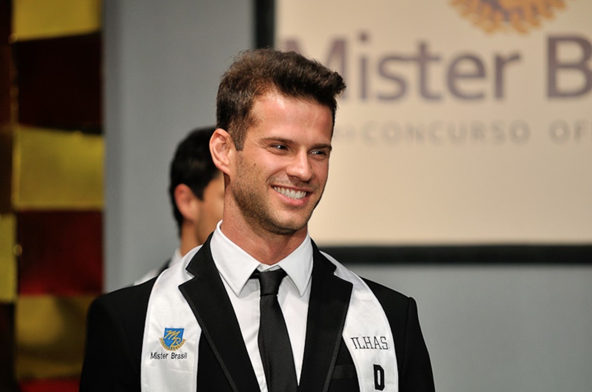 Introducing... Brazil! - Mr World