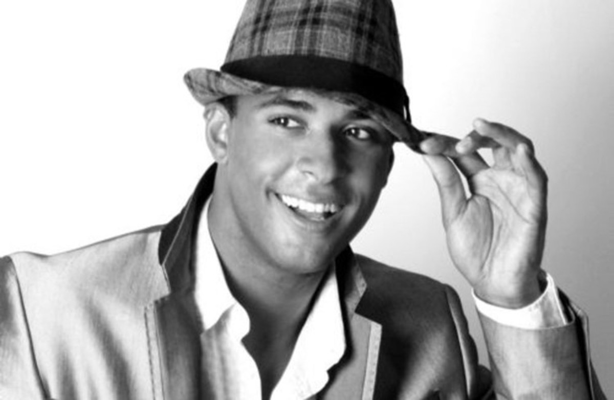 Mr World 2010 Sharpens His Culinary Skills! - Mr World