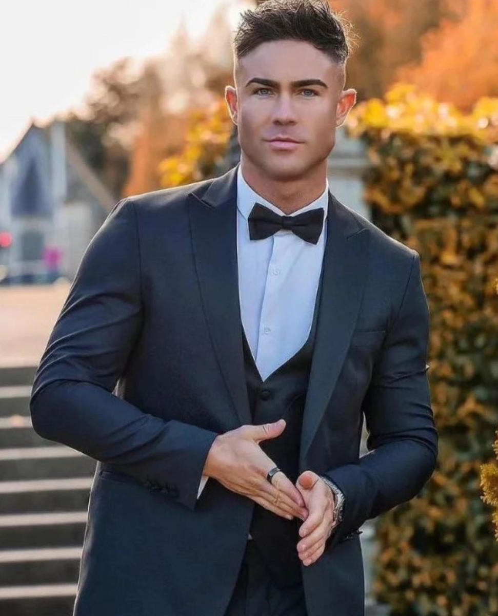 Glenn Williamson is Mr. World Ireland - Mr World