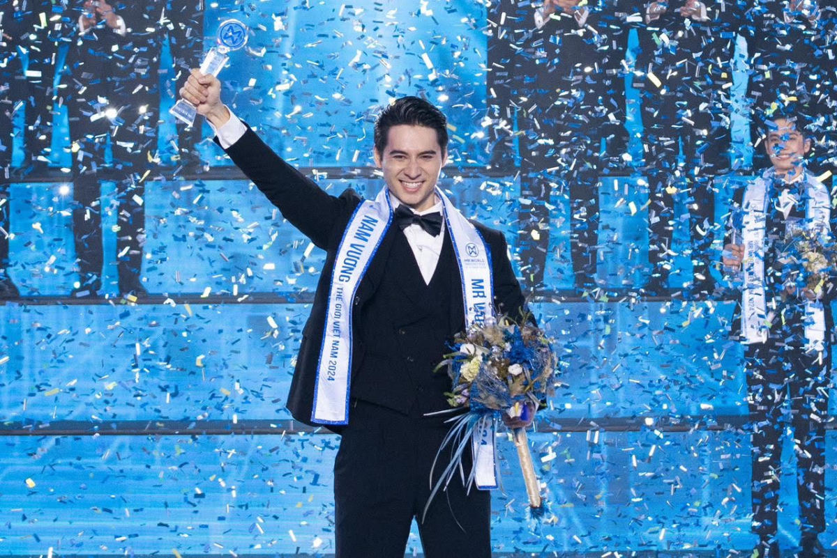 Mr. World Vietnam is elected in a beautifully produced spectacle - Mr World