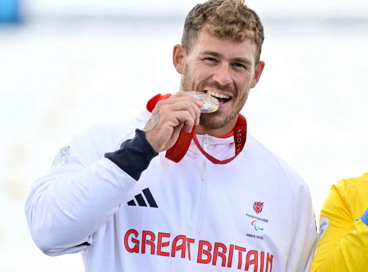Former Mr. England wins silver medal at the Paralympic Games - Mr World